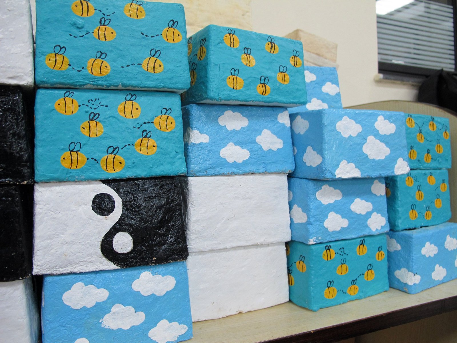 Dharaksha replaces thermocol packaging with bio-fabricated material