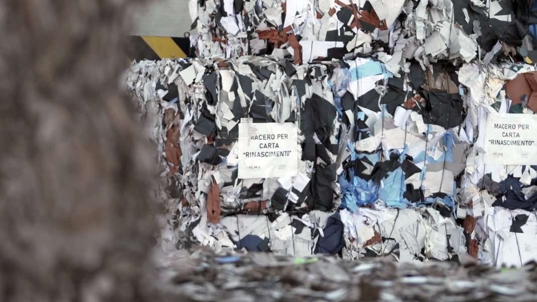 Waste to finished paper for luxury packaging