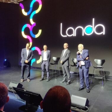 Landa in court protection with reported debt of US$ 516 million
